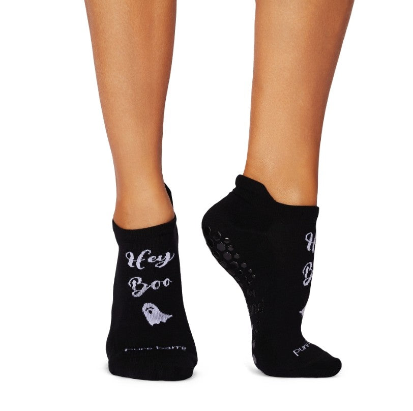 Pure Barre Halloween Hey Boo Sticky Socks – Pure Barre Bethesda